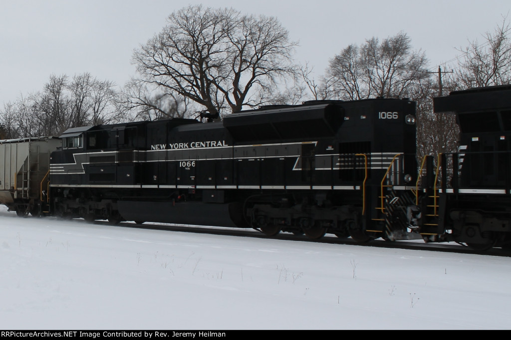 NS 1066 (2)